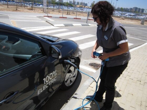 Test Driving a Better Place Electric Car - Green Prophet
