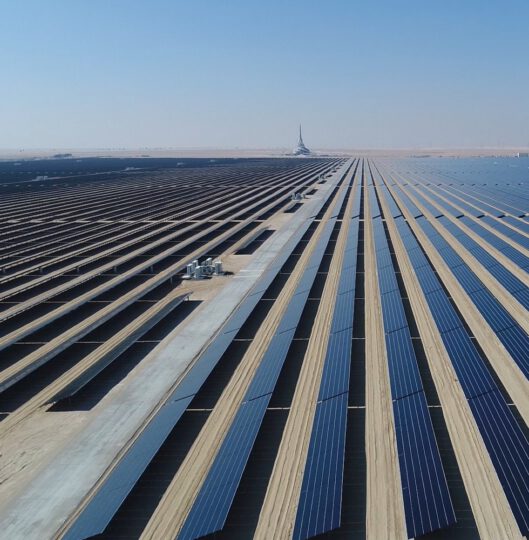 Dubai's new $4.5 billion solar energy park - Green Prophet