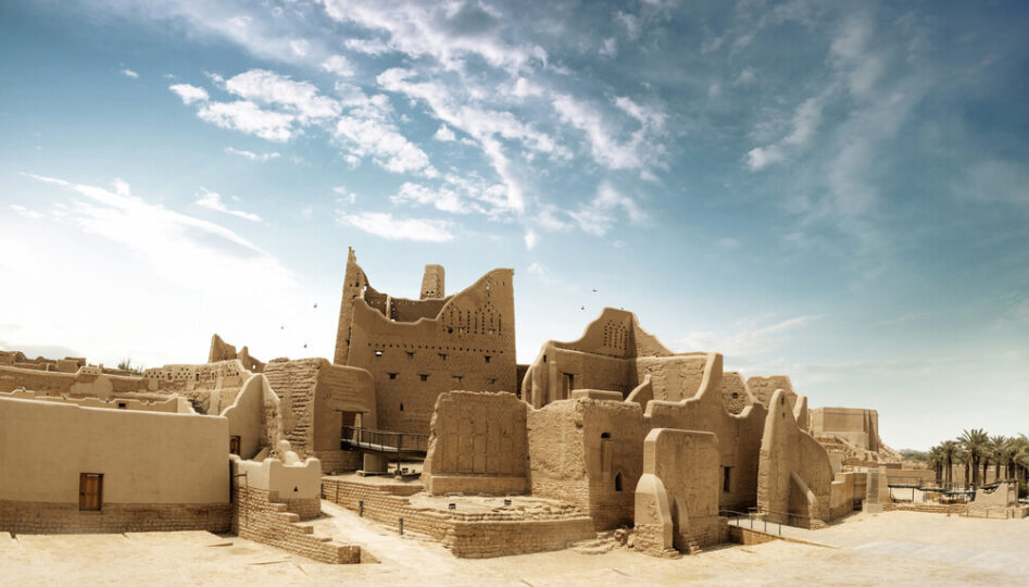 House of Saud palaces built from mud - Green Prophet