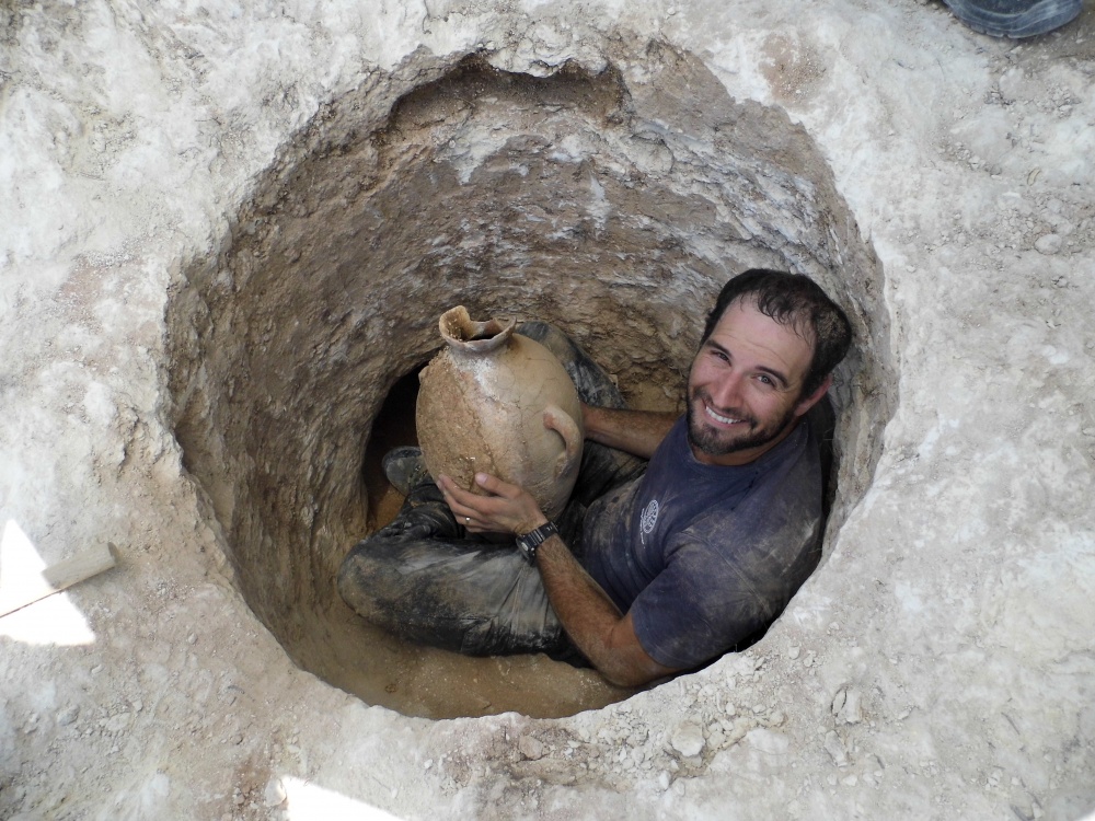 Ancient jar of decapitated toad heads puzzle archeologists - Green Prophet