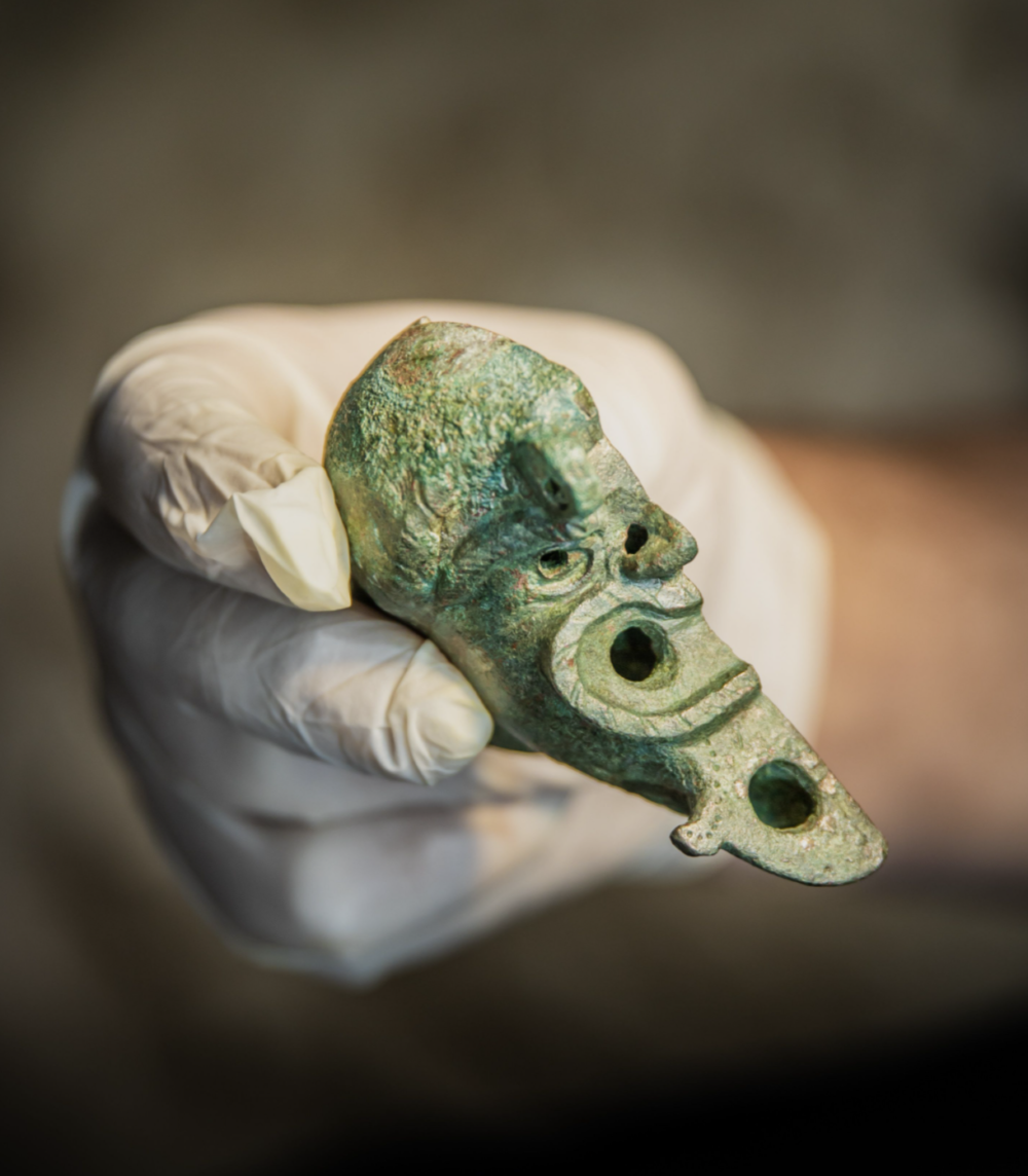 Real life genie lamp found in Jerusalem - Green Prophet