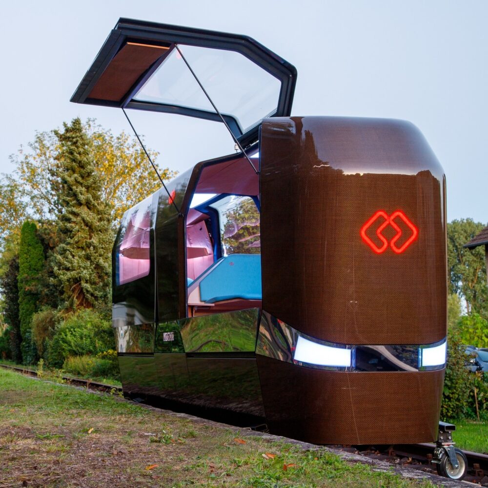 How to repurpose oil railway tracks using a German Monocab - Green Prophet
