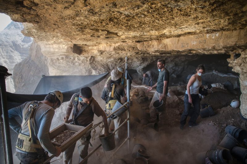 Biblical red dye found in a cave in Israel - Green Prophet