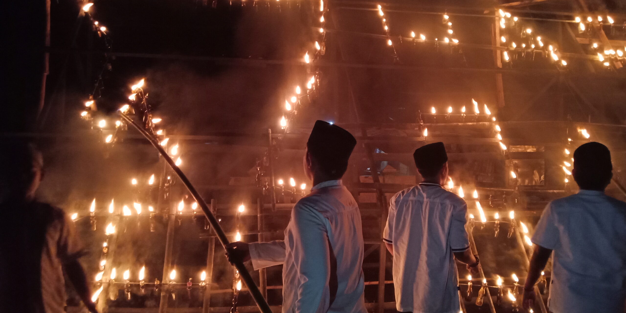 A memorable night at the Sultan's palace - exploring the Tidore ...